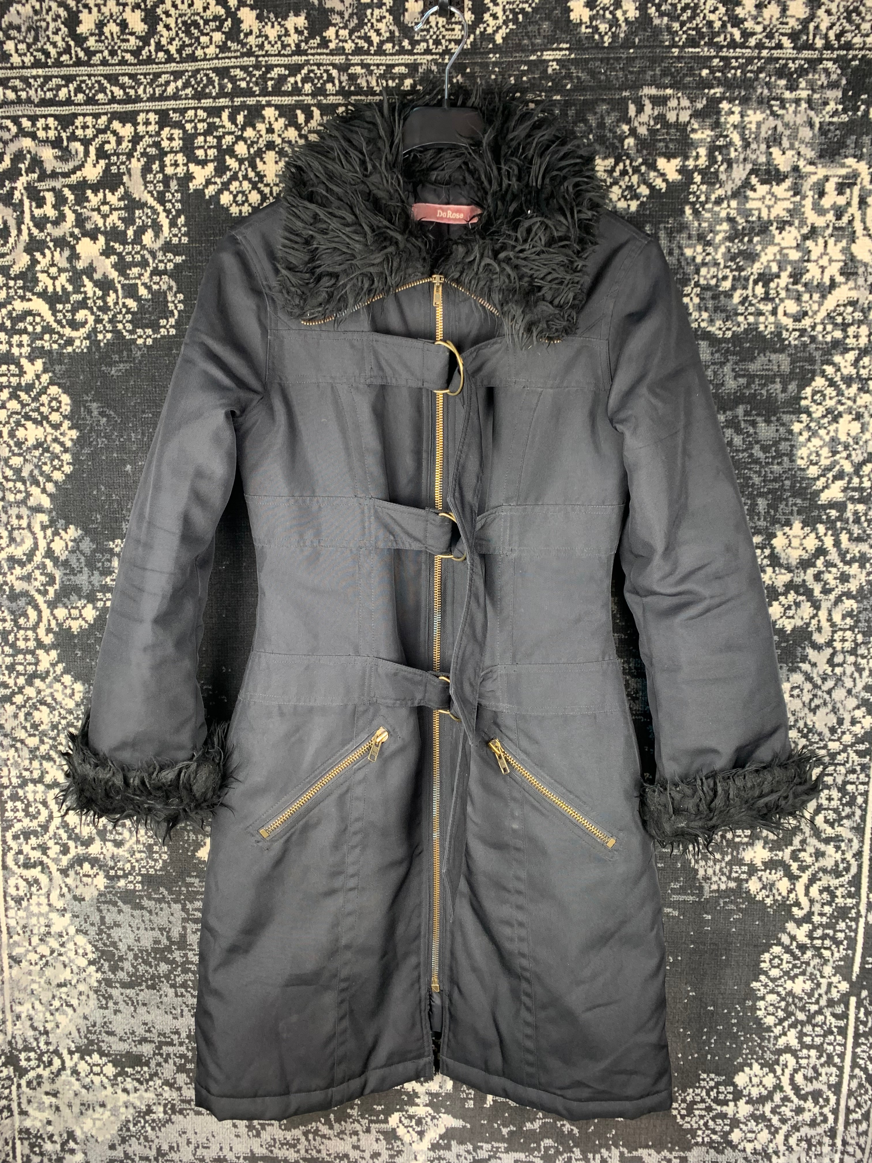 Women's Y2K Style Black Coat with Faux Fur Trim – Khuul